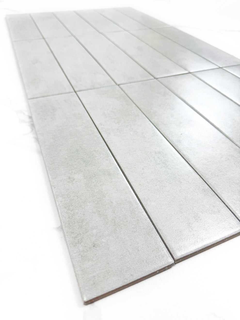 Pearl Rivar Grey Semimatte Porcelain Artisanal Tile – MOSYCLE